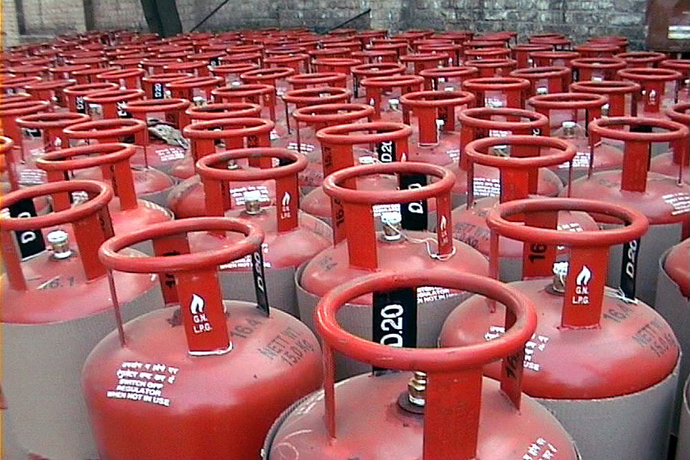 LPG Cylinder Explosion In Jharkhand's Palamu District Leaves Ten Injured