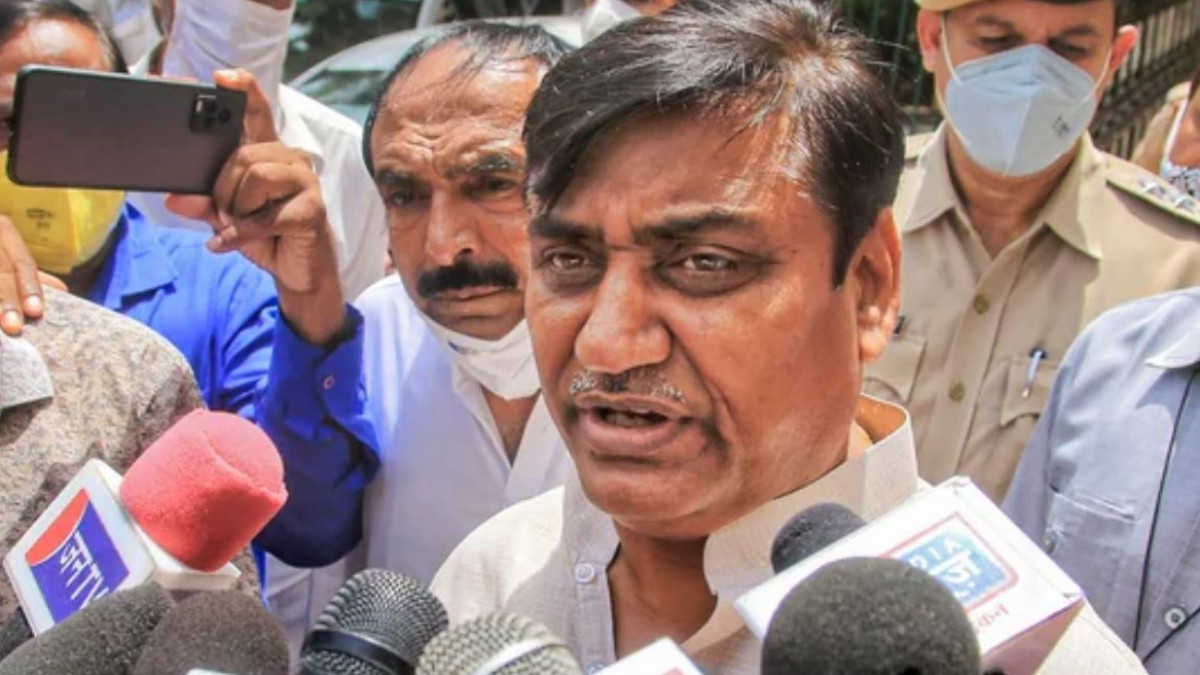 REET Paper Leak: Rajasthan BJP Alleges Education Minister Dotasara's ...