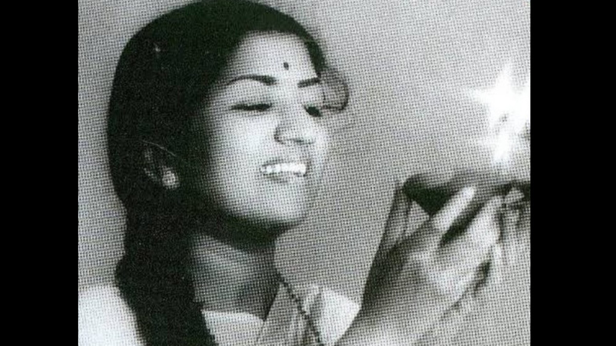 Take A Look At Late Lata Mangeshkar's Valuable Belongings
