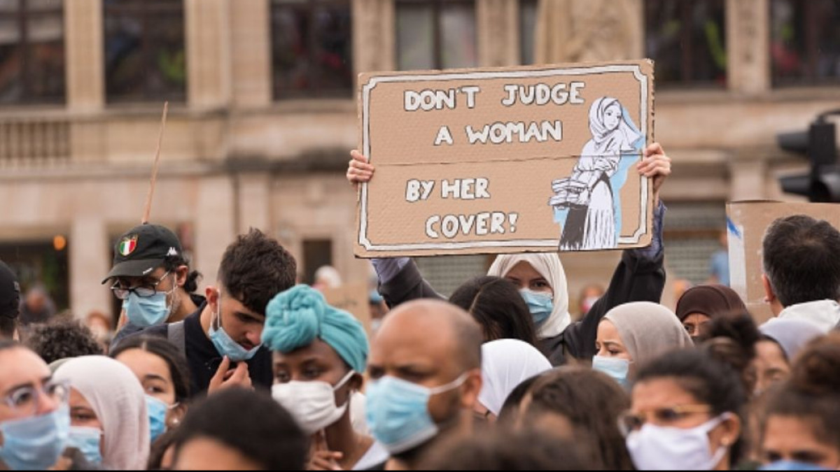 Countries That Have Banned Burqa But What Does International Law Tell ...