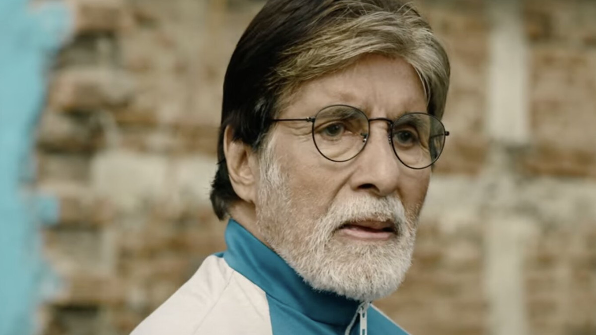 'Jhund' Trailer: Amitabh Bachchan Transforms A Group Of Notorious Boys ...