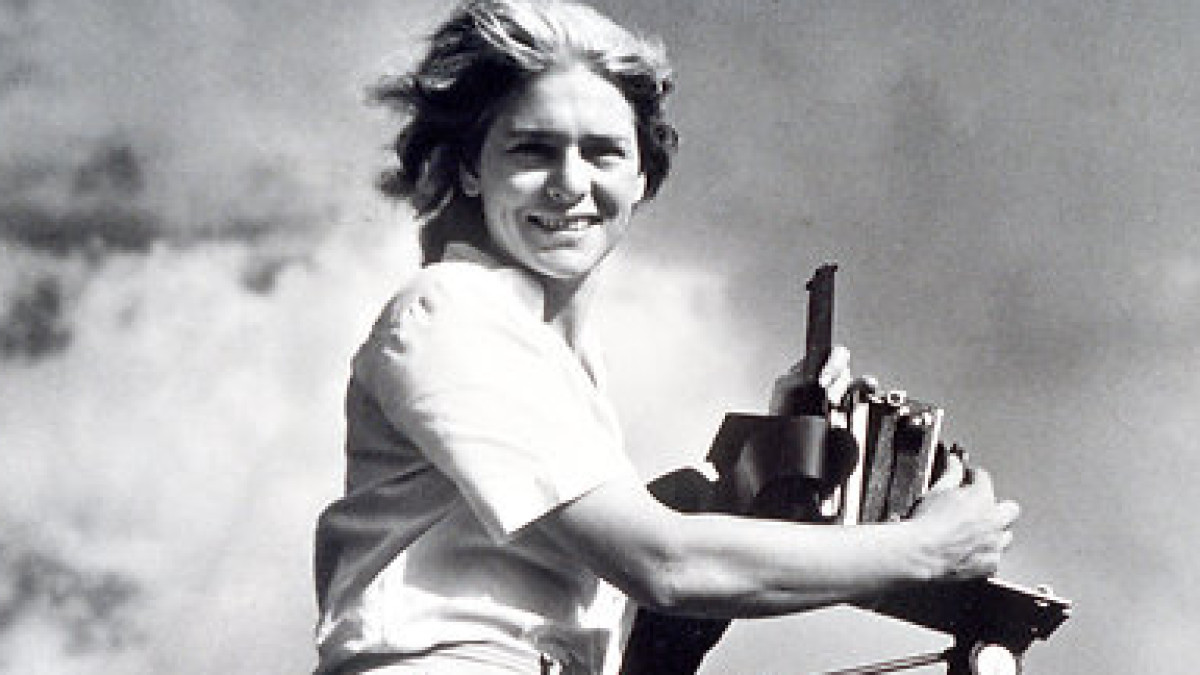 Photographer Margaret Bourke-White and Sunil Janah: The Story Of A Rare ...