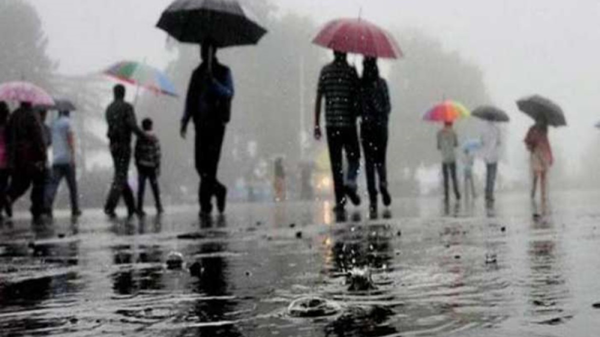 Flood Fears In Kashmir Due To Incessant Rain