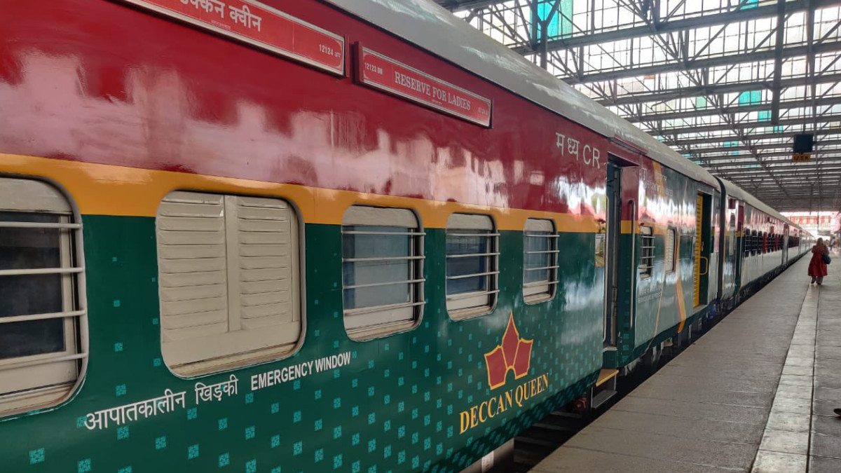 India’s First Super-Fast Passenger Train: Deccan Queen Gets Modern LHB Rake