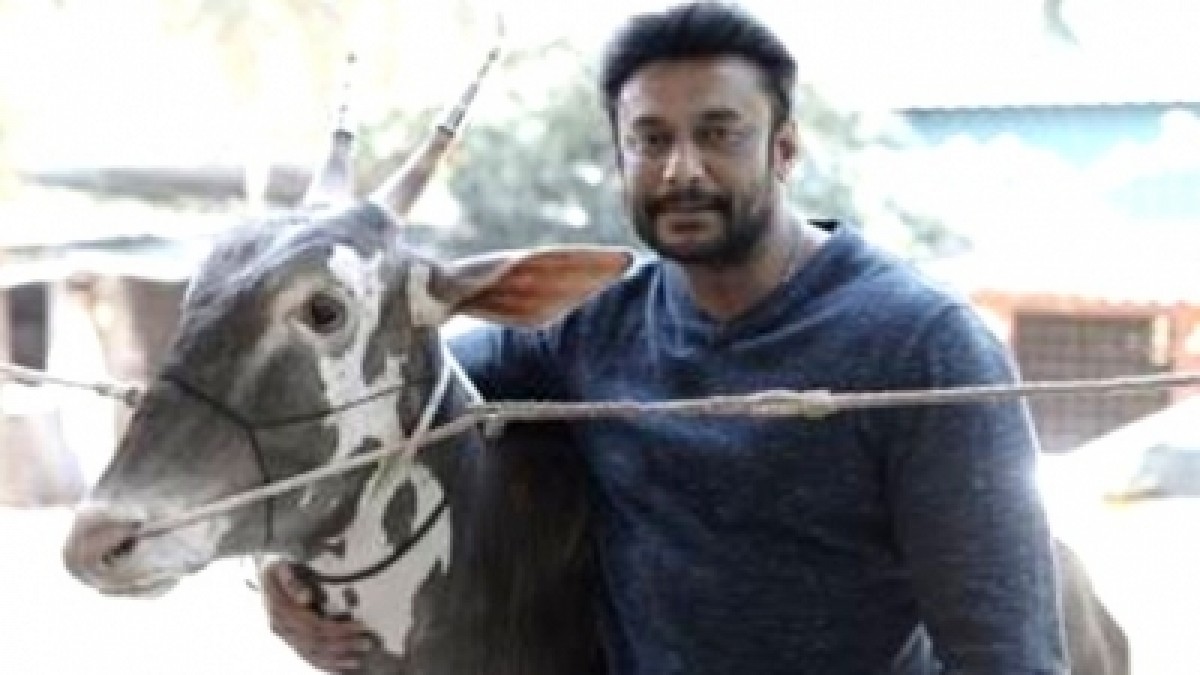 Darshan Kannada Actor Family Photos