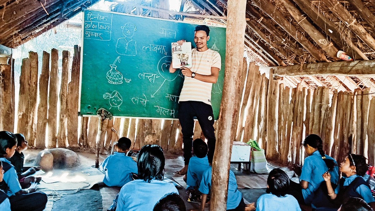 Embrace Guns Or Death By Maoists: People In Bastar Face Bizarre Choice