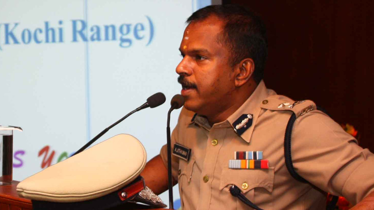 Kerala Government Shunts Vigilance Director M R Ajith Kumar Following ...