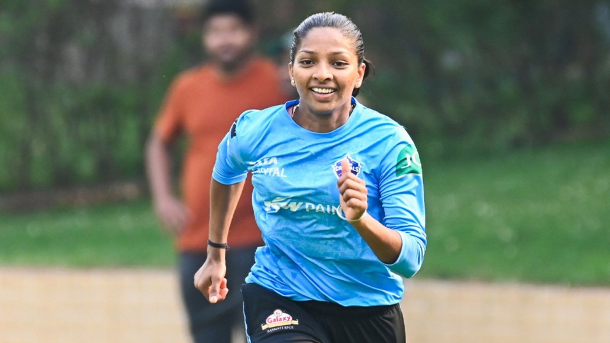 Minnu Mani, Labourer's Daughter, Becomes First From Kerala to Make It ...