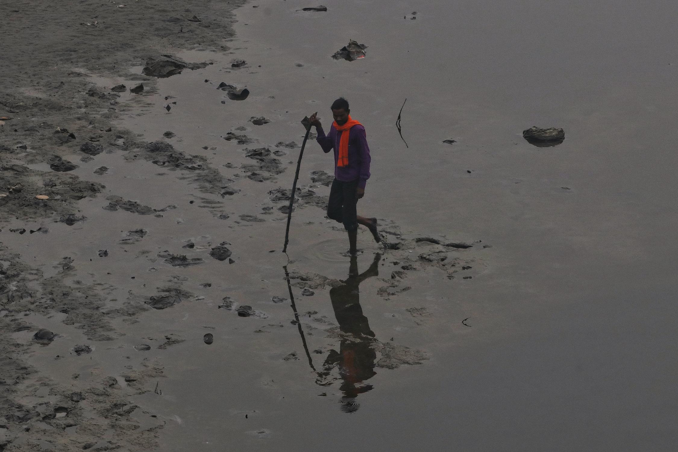 Book Review: Black River